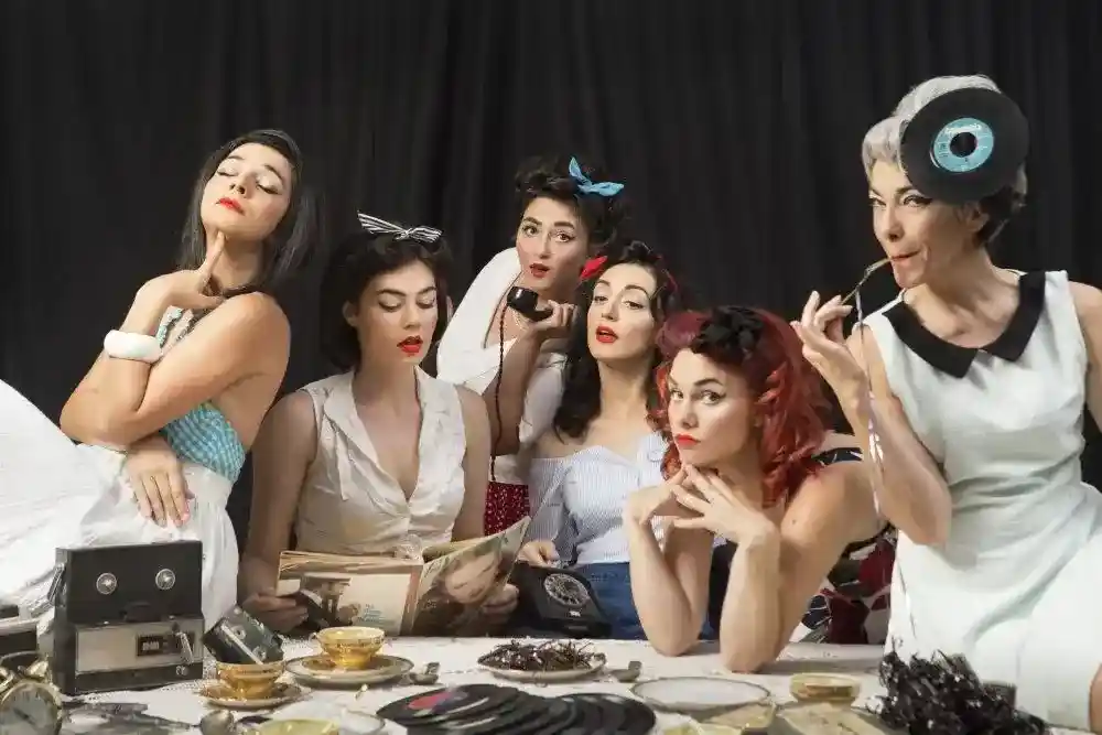 Stringless: "Το γυναικείο μυαλό είναι πολύπλοκο, αλλά ταυτόχρονα κατέχει μία απλή σοφία ...