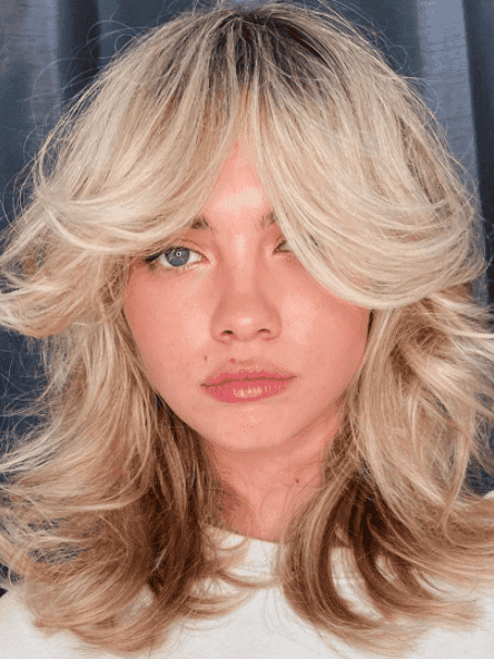 70's fringe: Το hair look που ταιριάζει σε όλες τις γυναίκες | Ομορφιά