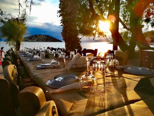 Τα 10 εστιατόρια στη Σαλαμίνα που πρέπει να δοκιμάσεις! | City Guide