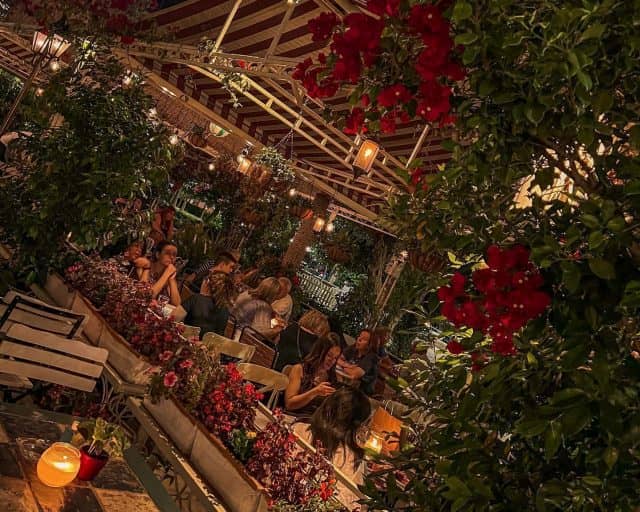 Βrunch στον Πειραιά: Τα 10 καλύτερα μέρη με απίστευτο φαγητό!